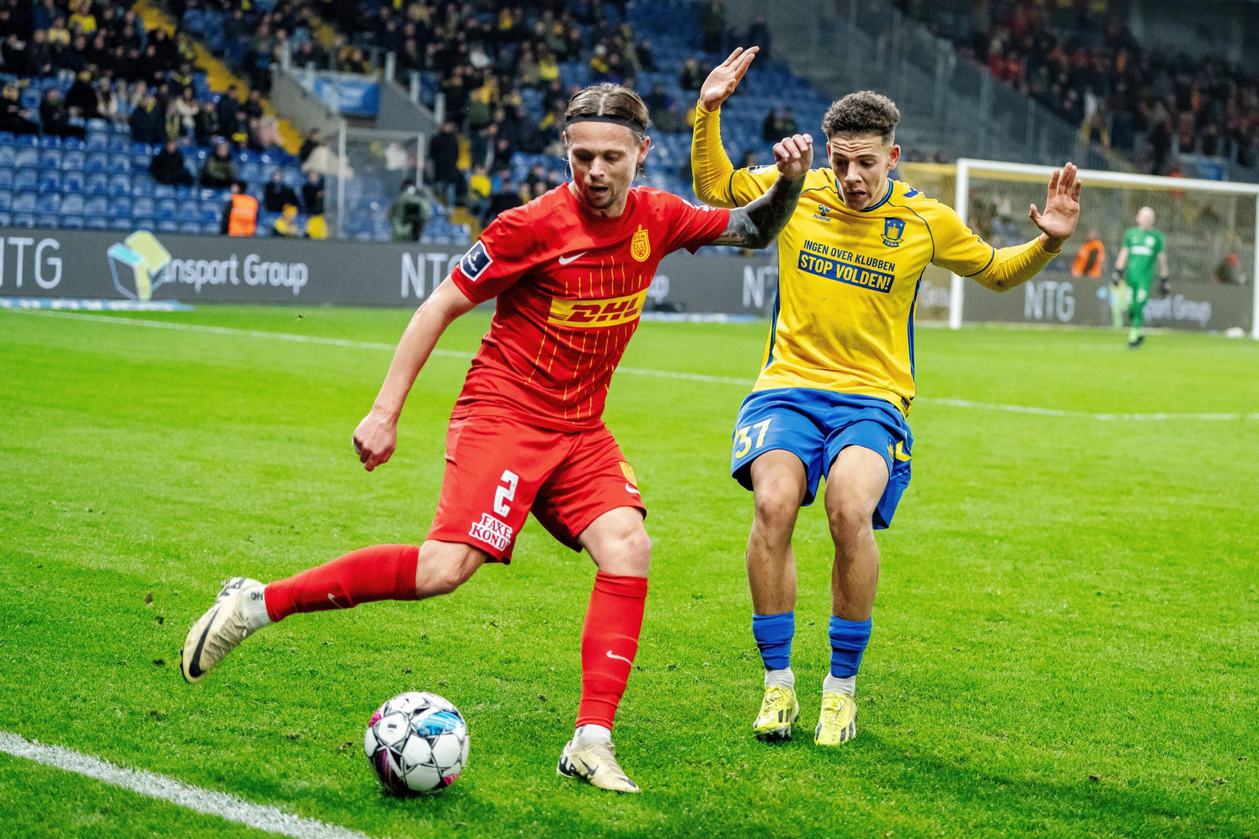 Uenighed - skulle Clement Bischoff have rødt kort? | Tipsbladet.dk