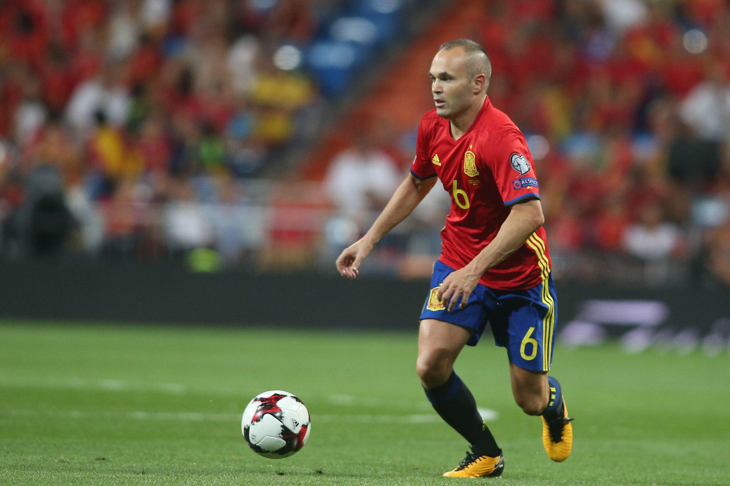 Iniesta trænede med Helsingør: Han er stadig god! | Tipsbladet.dk