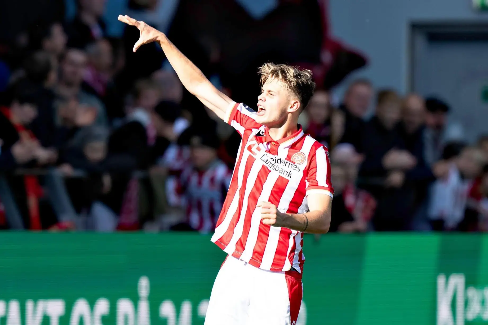 AaB-direktør James Gow bekræfter interesse for Oliver Ross