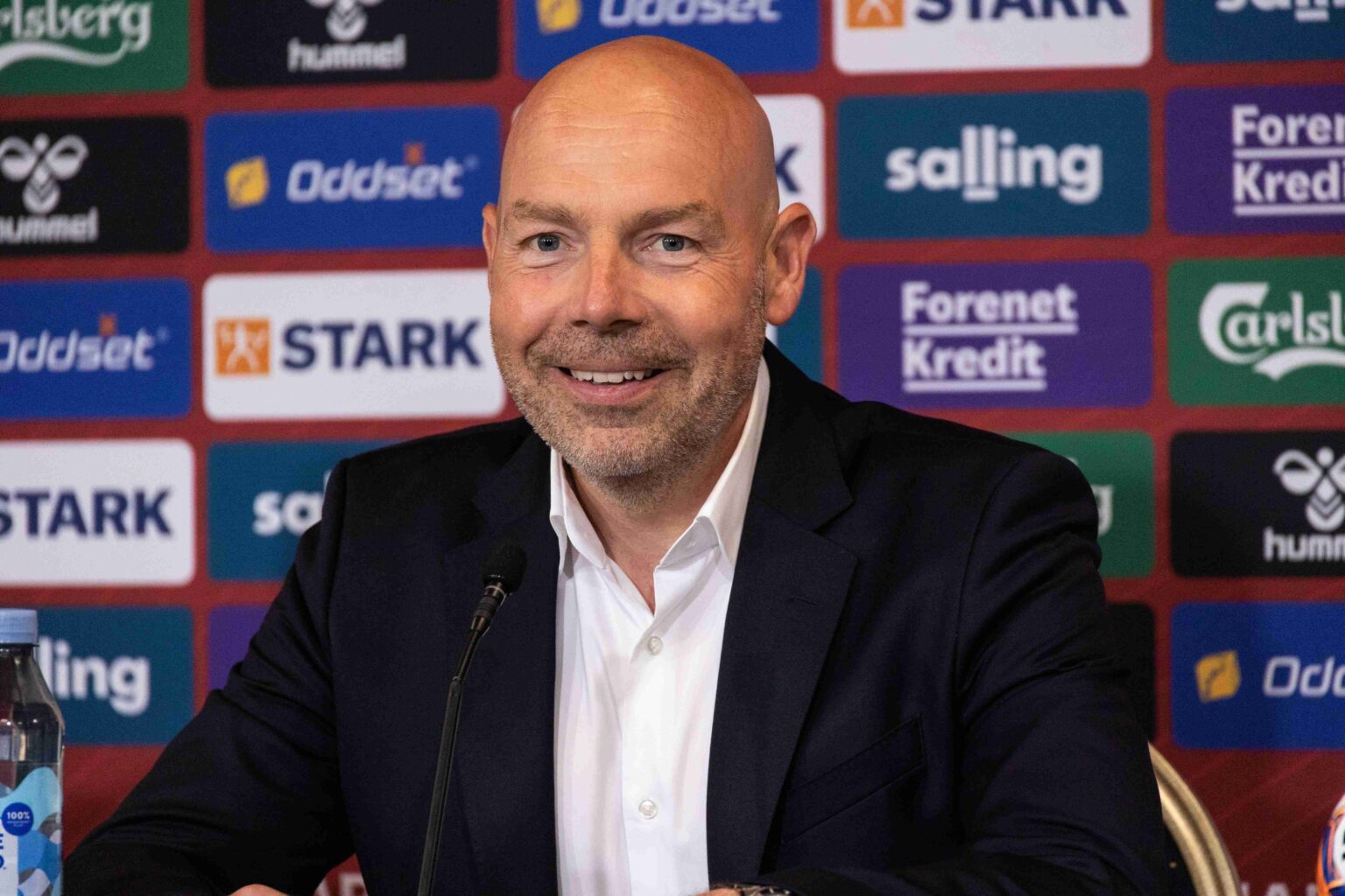 Brian Riemer jubler over Rasmus Højlund | Tipsbladet.dk