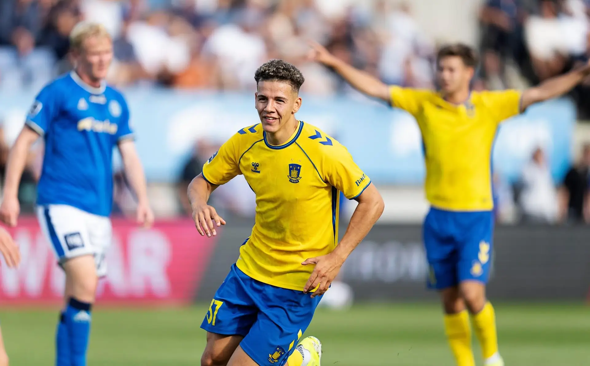 Clement Bischoff ordknap om fremtiden: 'Der er dialog'