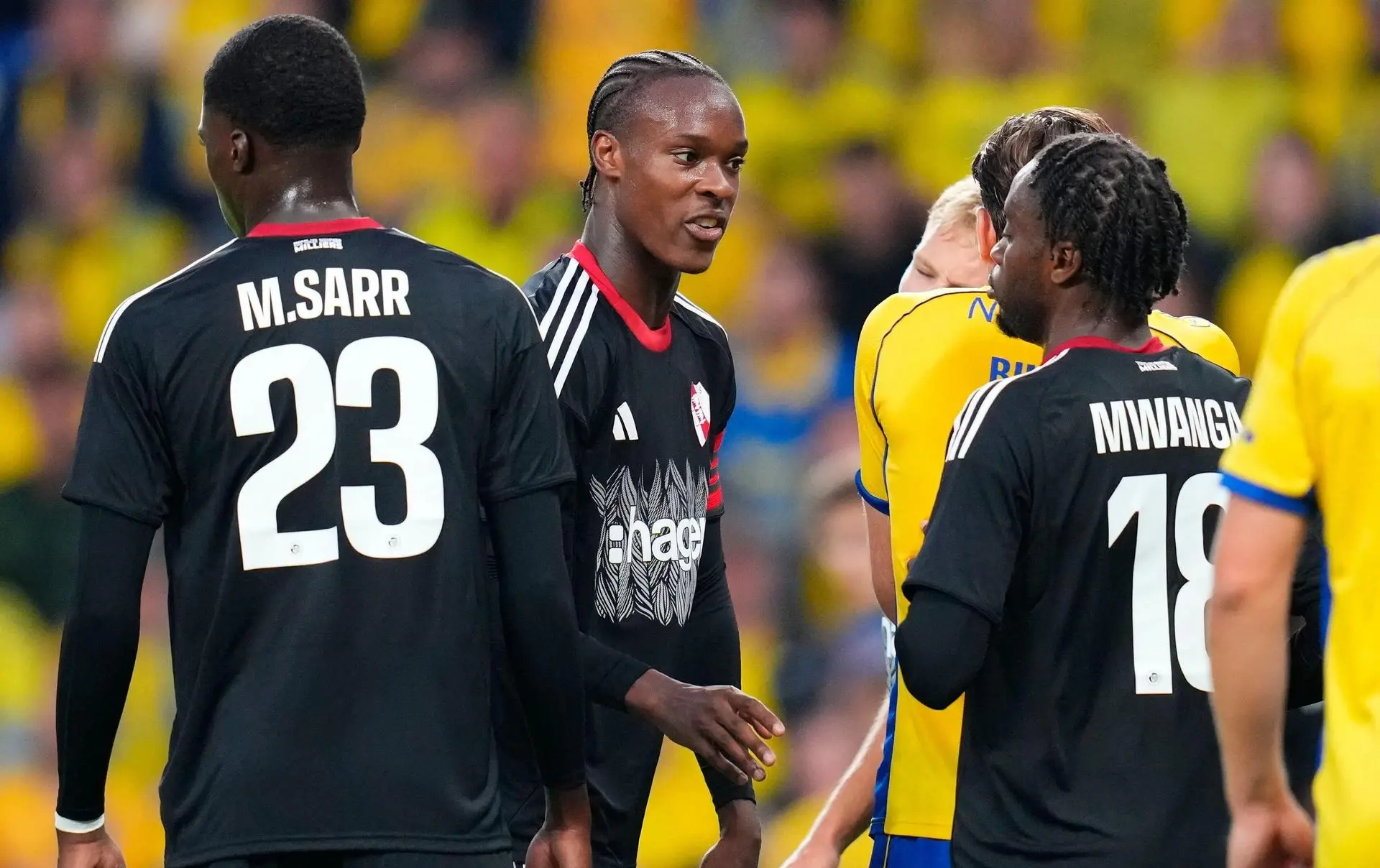 Voldsomt stormvejr - amok på Brøndby-bøddel