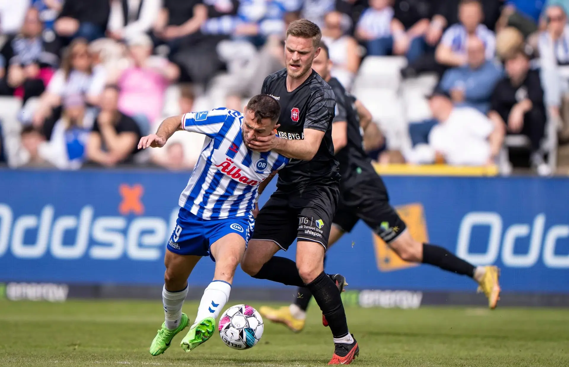 Dansker med 118 Superliga-kampe på bagen er fri på markedet