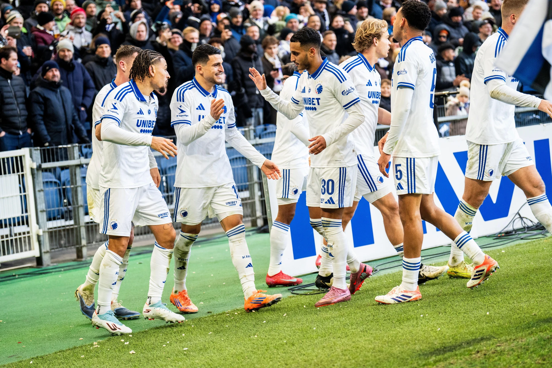 Offentliggjort: Se og hør kommunikationen ved omdiskuteret derby-straffe